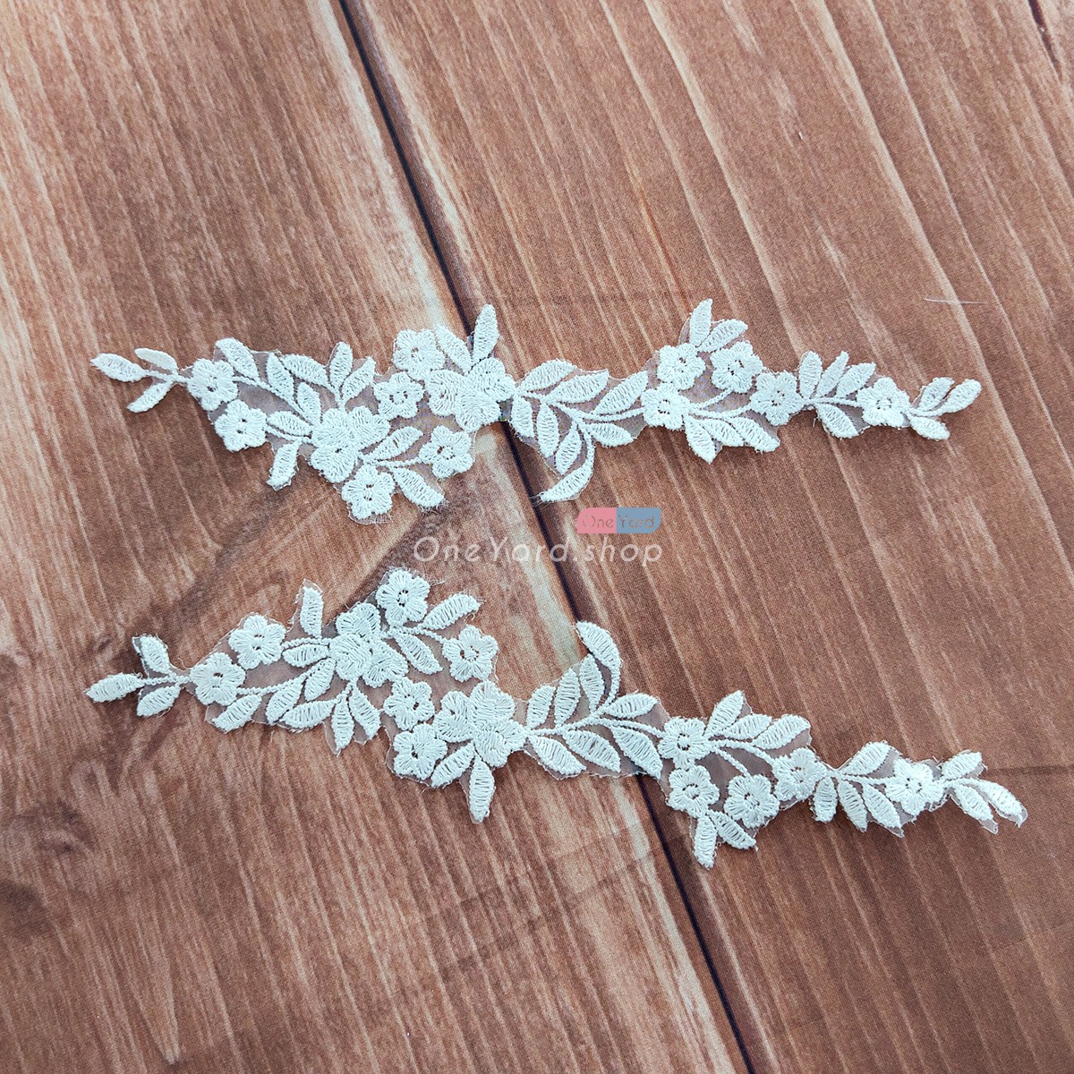 Ivory Aster Flower Pattern Lace Applique - OneYard